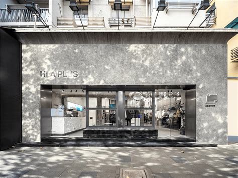 Hla Plus Flagship Store Design In Shanghai A Retail Space With A Touch Of History And Modernity