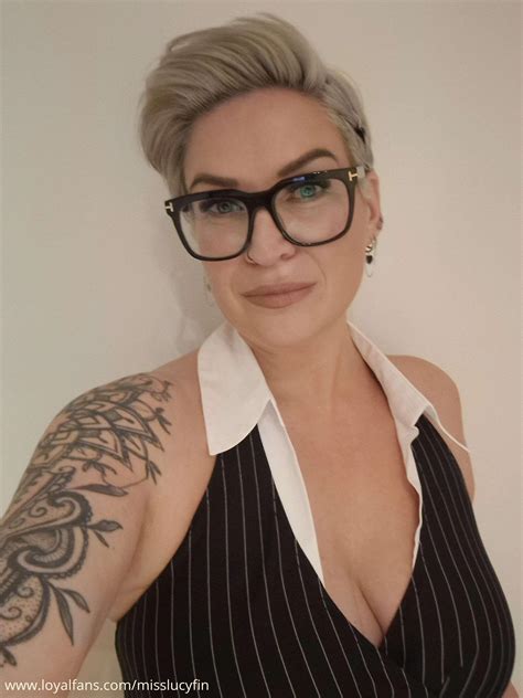Miss Lucy Findom Femdoms Official Social Fan Page Loyalfans