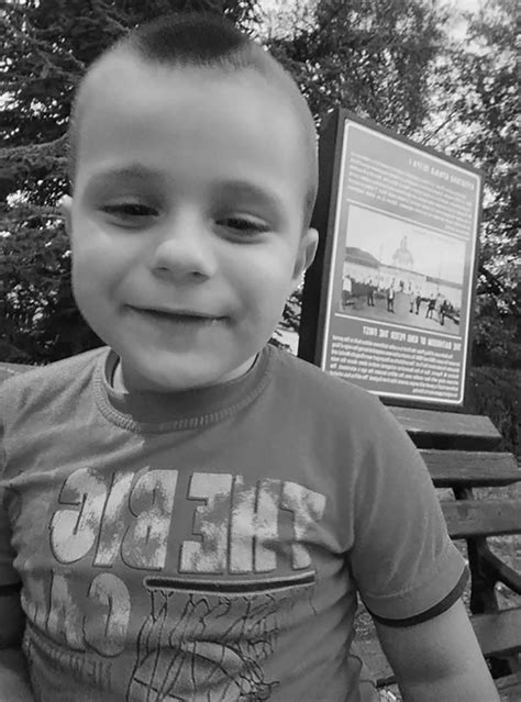 Preminuo Dečak Konstantin Vasović Nakon Teške Bolesti Mondo