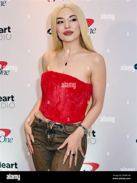 Washington Dc Usa December 13 2022 Ava Max Poses At Hot 995s