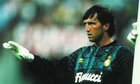 Pemain Inter Milan Dengan Penampilan Terbanyak