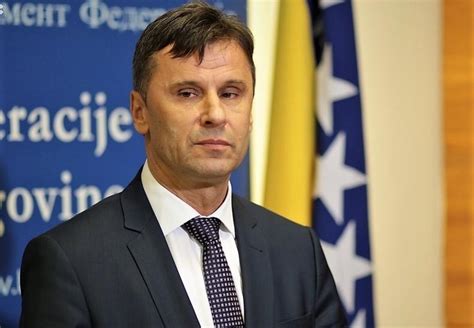 Novalić O Poskupljenjima Zavisi šta Kupujete Danas Ulja Možete Kupiti 37 Posto Manje