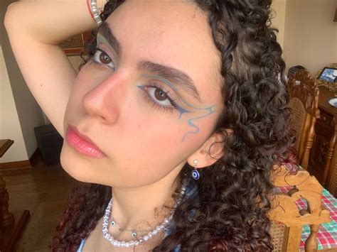 Pin De Yuni Em Makeup Em 2024 Cabelo Maquiagem
