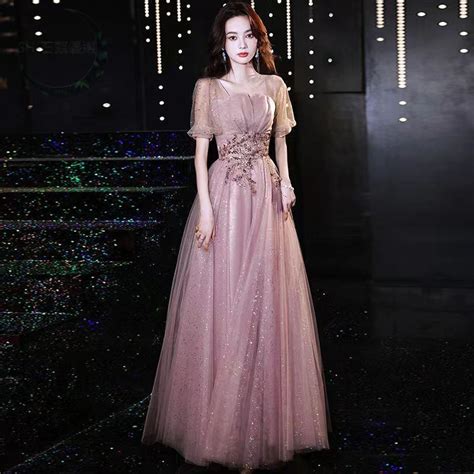高級晚禮服女 2022新款 生日宴會 氣質 輕奢 小眾 高級感 主持人 洋裝 洋裝 女裙 短袖 長裙 釘珠 方領 蝦皮購物