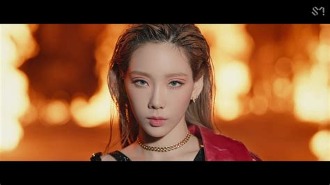 Taeyeon 태연 불티 Spark Mv 소녀시대girls Generation