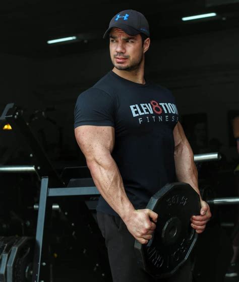 Exercice Triceps Les 4 Meilleurs Exercices Pour Les Développer