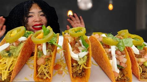 Asmr Crunchy Loaded Tacos Crunchy Eating Sounds Mmm Asmr Youtube