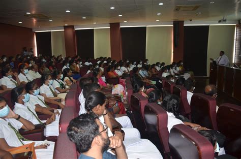 ආතර් සී ක්ලාක් ආයතනයේ ජාතික විද්‍යා දින විශේෂ සැමරුම් වැඩසටහන A C C