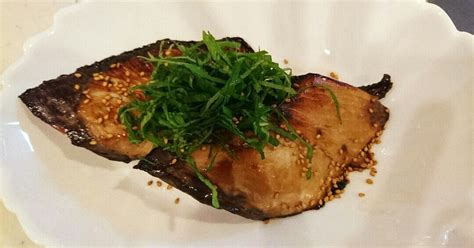 ぶりの醤油塩麹焼き By Honey828 【クックパッド】 簡単おいしいみんなのレシピが369万品