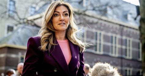 Minister Yeşilgöz Geschokt Na Incident In De Kuip Binnenland
