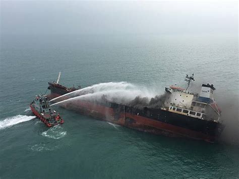 【運油輪爆炸】兩失蹤船員仍未尋回 救援人員續搜救 星島日報 Line Today
