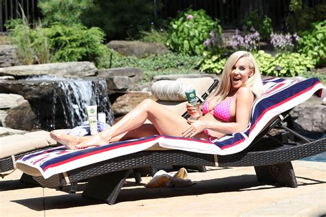 Jenny Mccarthy Wahlbergs Feet
