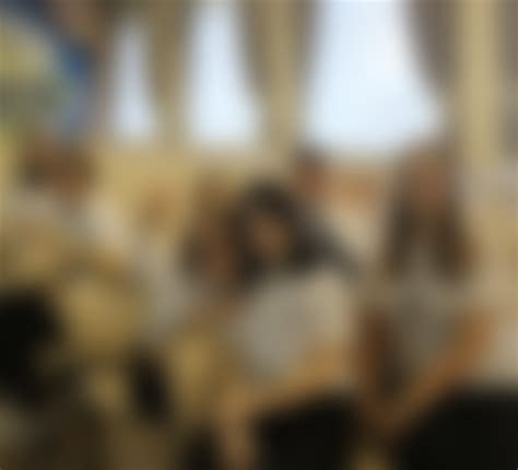 Николь Браун ВКонтакте