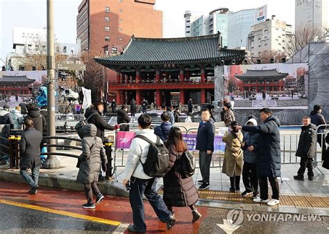 제야의 종 타종행사 준비 중인 보신각 연합뉴스