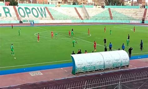 Ligue 1 Mobilis Laso Chlef Domine Le Hb Chelghoum Laïd 4 0