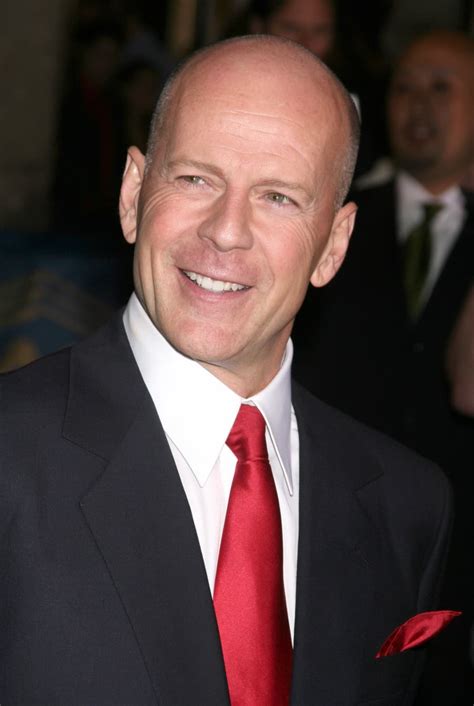 Bruce Willis Bojujúci S Demenciou Najnovšie Fotky Herca Vás Prinútia Vyroniť Slzu