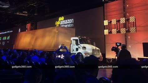 Aws Snowmobile Will Move Your Data To The Cloud In A Huge Truck