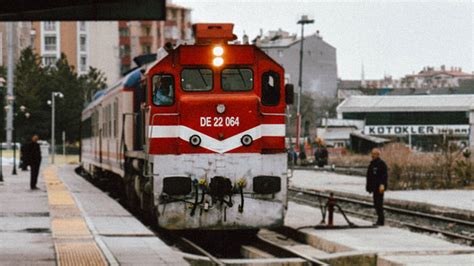 Ankara Tahran tren seferleri yeniden başlıyor