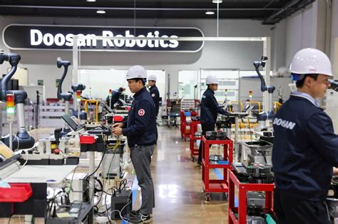두산로보틱스 지능형 로봇 솔루션 출시 소식에 급등 한국경제