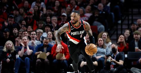 Damian Lillard Reacts To Draymond Green S Suspension For Game 3 Against