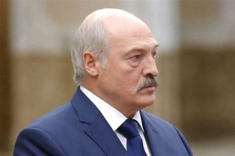 Лукашенко проведет парад 9 Мая