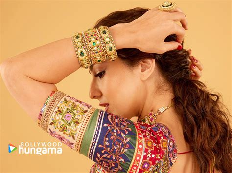 Sara Ali Khan Wallpapers Sara Ali Khan Bollywood Hungama