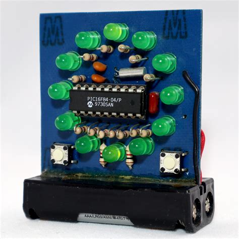 Beautiful Free Form Led Clock Recreates 20 Year Old Weekend Project