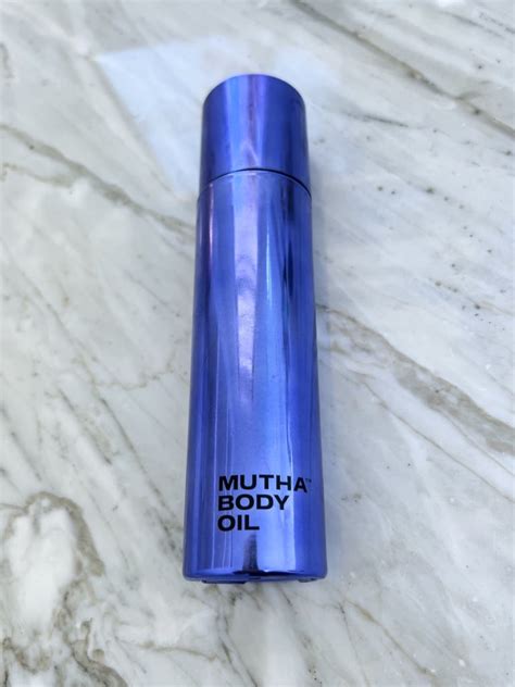 Mutha Body Oil Editor Review For Sensitive Skin Popsugar Beauty