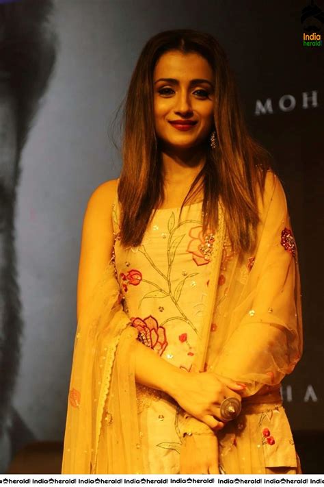 Trisha Hot Photos Collection As A Treat For Your Sore Eyes