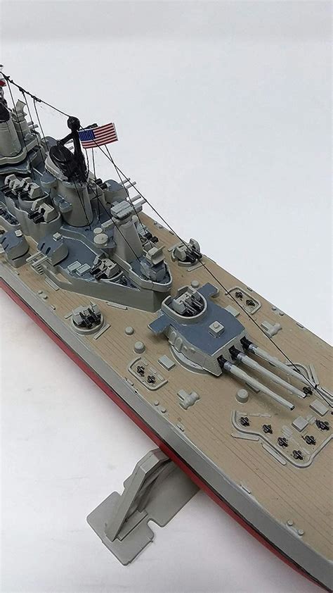 Uss Iowa Big Battleship Plastic Model Kit 1 535 Atlantis Otakucollect