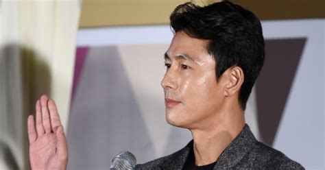 [hei포토] 정우성 심쿵 손인사