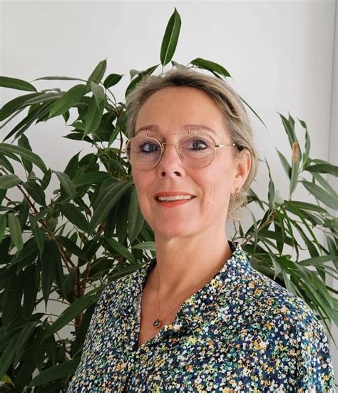 Hanneke Van Pampus Yoga Studio Be