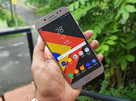 Samsung обновила до Android 9 Pie двухлетние смартфоны среднего класса