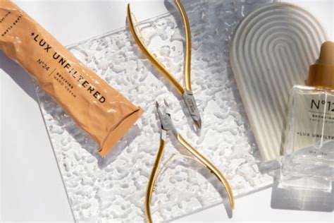 How To Use A Cuticle Nipper For Healthy Nails Nghia Nippers Usa