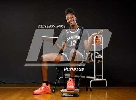 Photo 22 In The 2022 23 Maxpreps Female National Athlete Of The Year