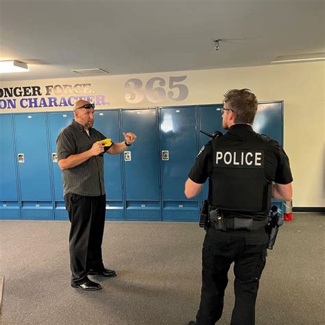 This Afternoon Detective Kozubal Dyer Police Departments Taser