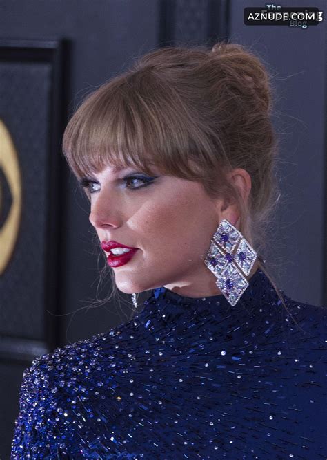 Taylor Swift Sexy Shows Off Her Stunning Figure At The 65th Annual