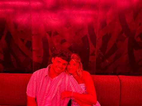 Gracie Graciesutton • Instagram Photos And Videos