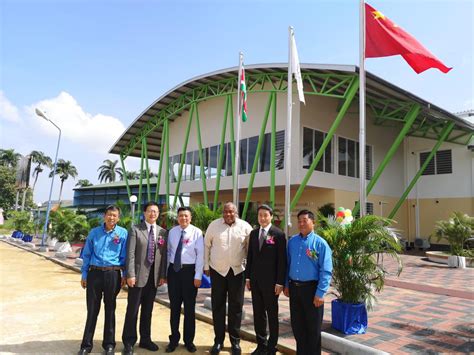 刘全大使出席大连苏里南国家智力运动中心竣工移交典礼
