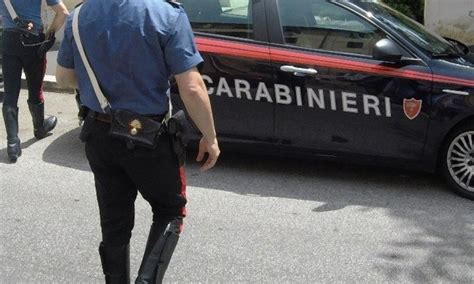 Un bimbo di anni è stato ucciso con una coltellata nel Viterbese