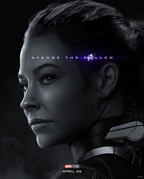 Evangeline Lilly Avengers Endgame Poster And Trailer Hawtcelebs