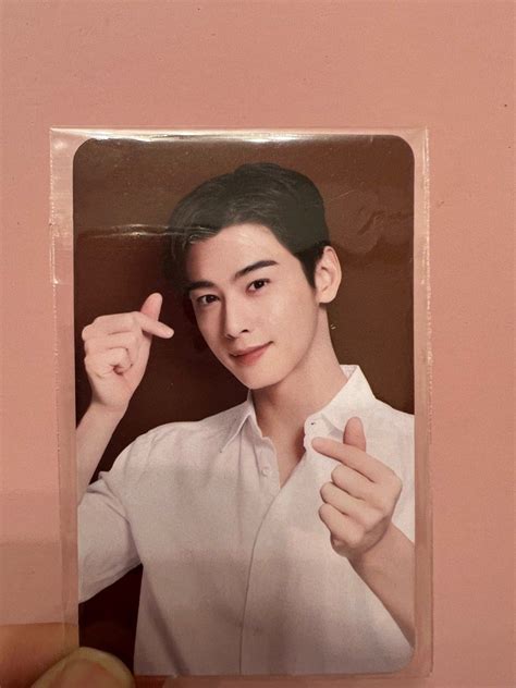 Original Cha Eun Woo Dunkin Photo Card Hobbies Toys Memorabilia