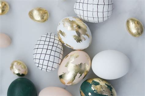 Mini Easter Egg Ideas Gold Leaf Effect Easter Decorating