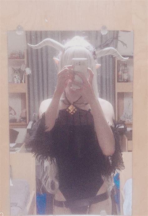 工口の爬词君 On Twitter 趁着舍友不在偷偷的穿女装真的好爽啊 伪娘 男の娘 Cosplay 可爱的男孩子 女装少年 闪灵泳装