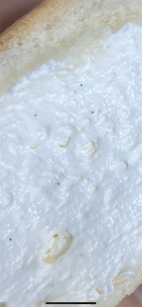 생크림 검정 점 뭔가요 ㅠ 지식in