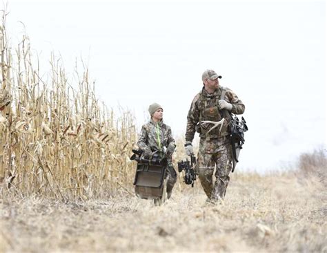 Late Season Whitetails Shoot On