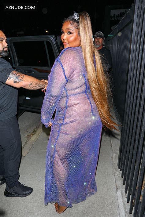 Lizzo Sexy Seen Flaunting Her Boobs In A Hot Revealing Dress At Cardi