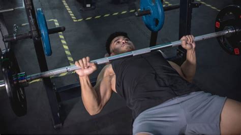Isometric Exercises For More Core Strength And Full Body Stability BarBend