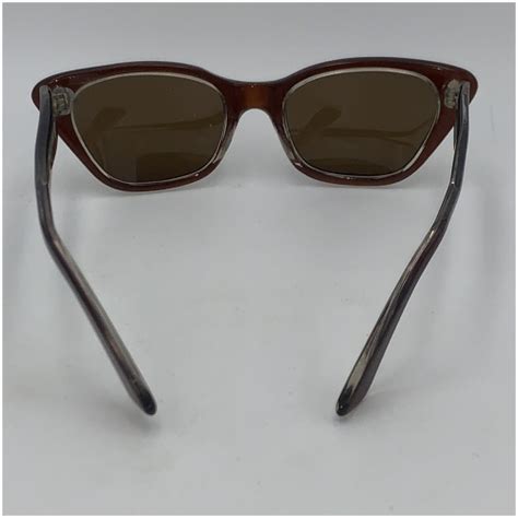 Vintage Italian Ladys Cats Eyes Sunglasses With Dark Amber Lens And
