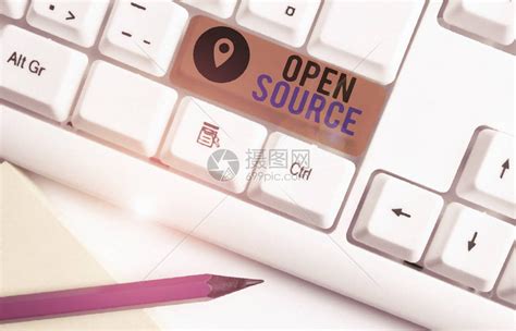 文字书写文本开源商业照片展示了原始源代码制作的软件白色pc键盘高清图片下载 正版图片506311775 摄图网